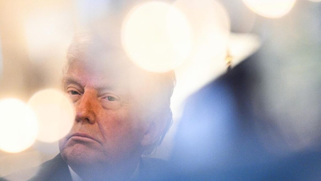 The Americans are so satisfied with the work of Donald Trump