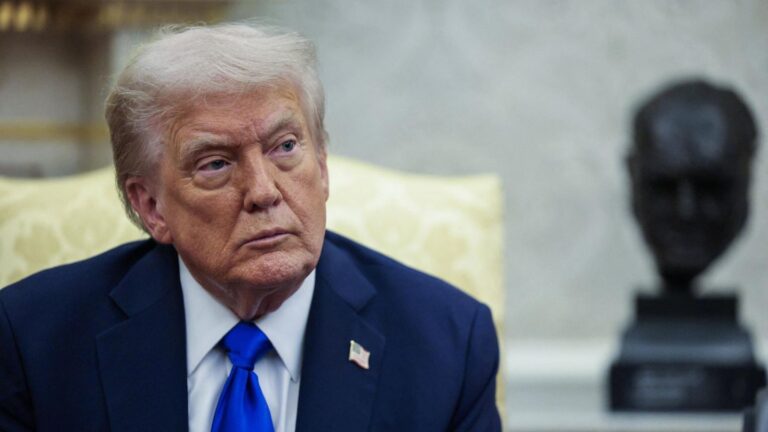 US President "Time"magazine puts Trump on the cover - he doesn't like ...